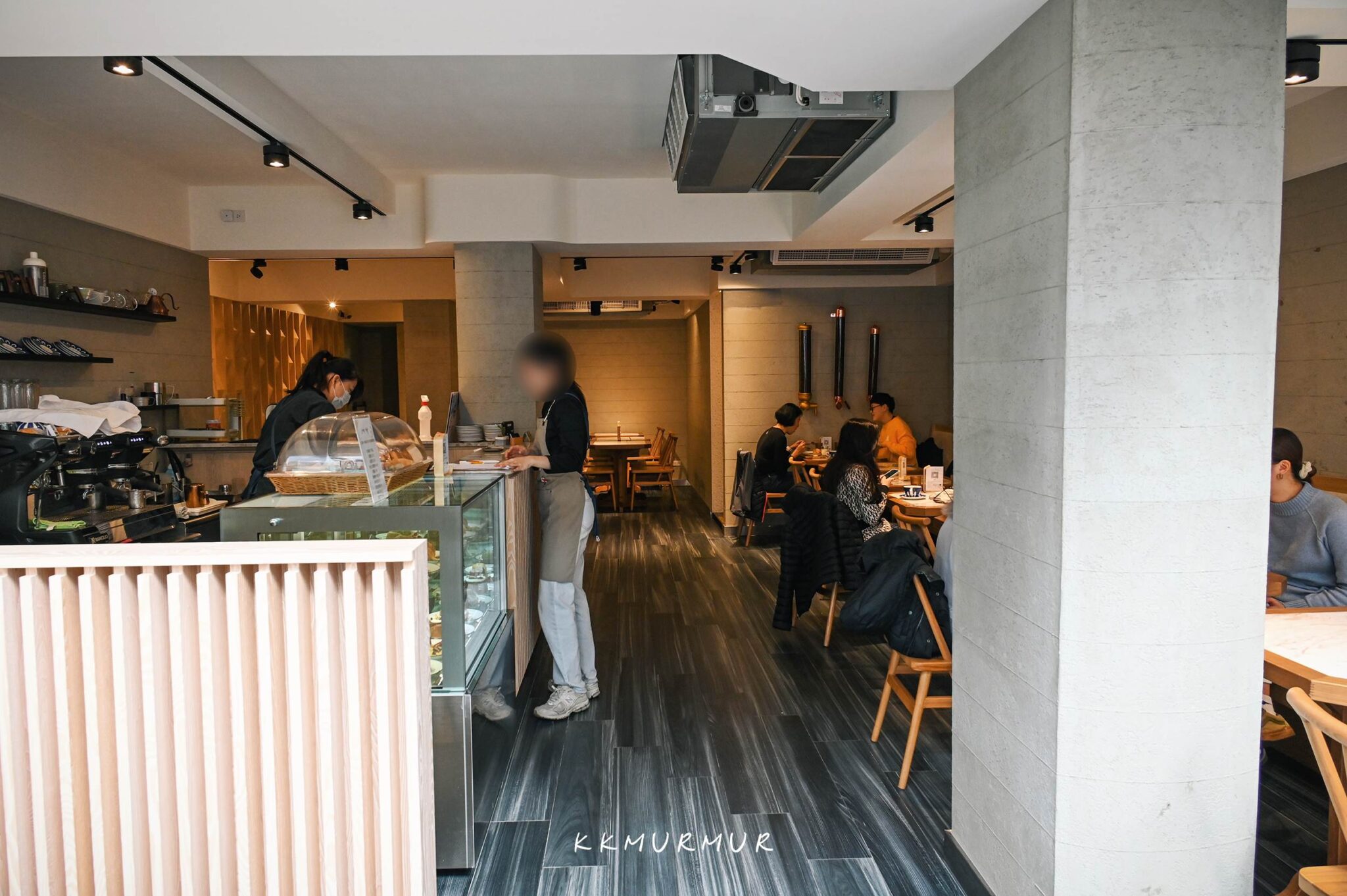 【Snob Cafe】高CP值的誘人可頌與甜點，實惠美味環境超舒適｜信義區咖啡廳推薦 - 老K嘴一下