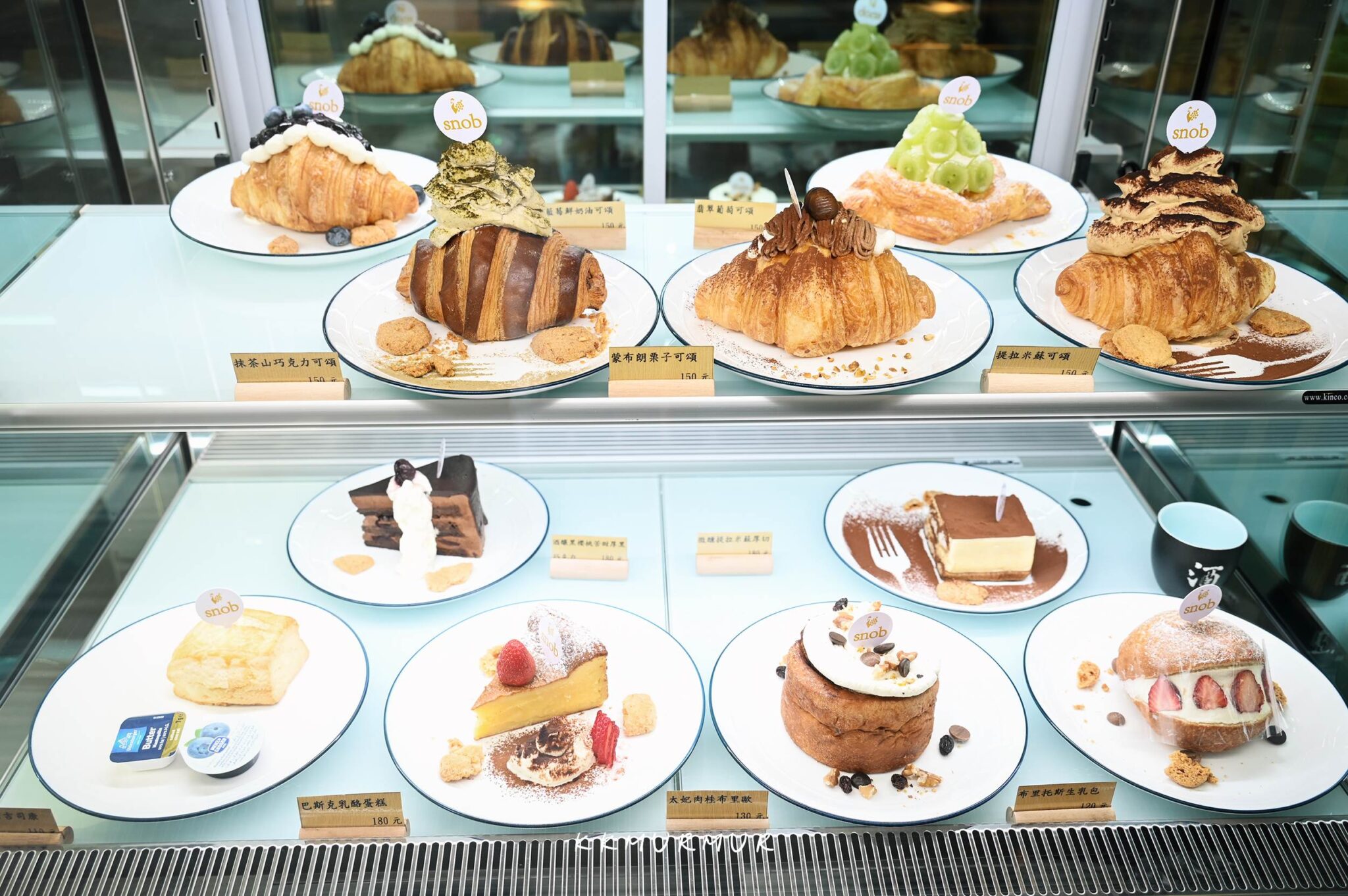 【Snob Cafe】高CP值的誘人可頌與甜點，實惠美味環境超舒適｜信義區咖啡廳推薦 - 老K嘴一下