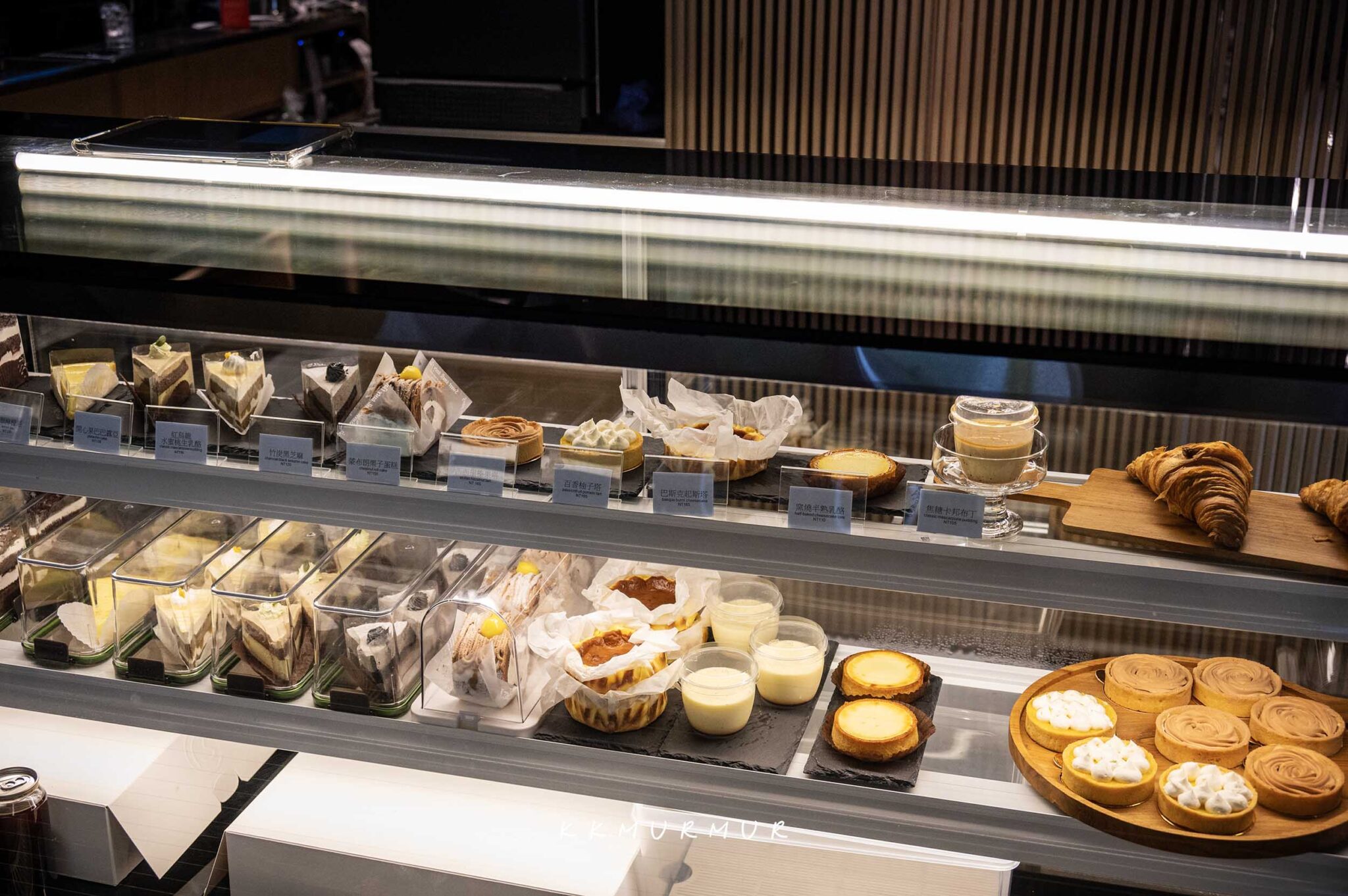 【CE' & LIB-RARY 天母店】儀式感滿分的圖書館咖啡廳，近兩百坪的空間不限時還超級舒適｜台北天母咖啡廳推薦｜士林區/捷運芝山站早午餐(菜單) - 老K嘴一下