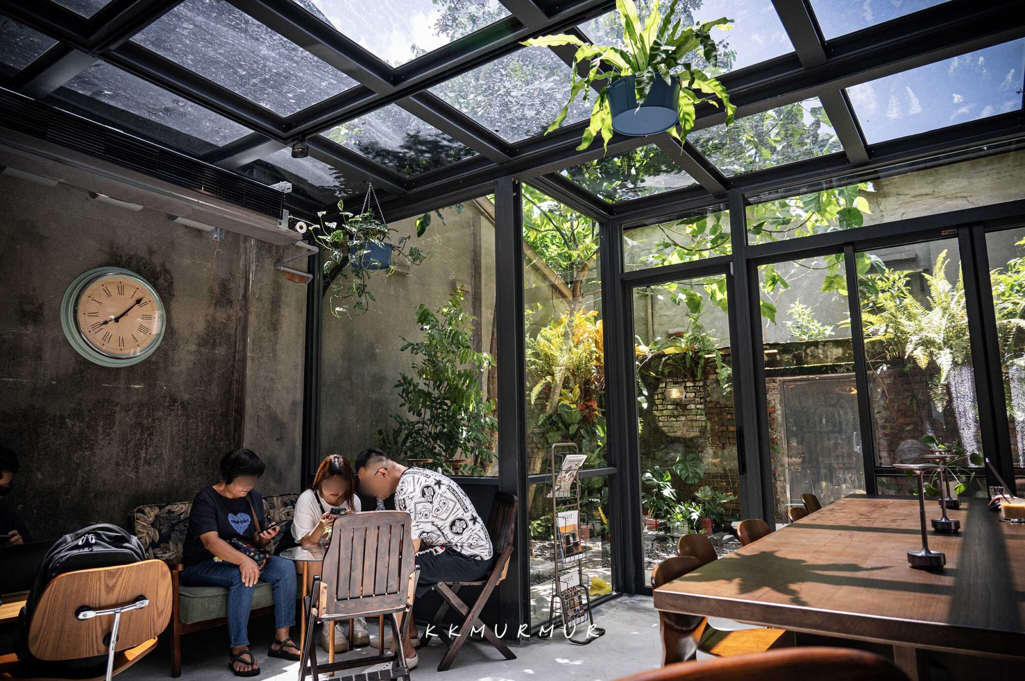 【PAUSE Coffee Roaster】絕美玻璃屋咖啡廳，感受陽光與植物的浪漫｜台北南港咖啡廳推薦｜捷運南港展覽館站(菜單) - 老K嘴一下